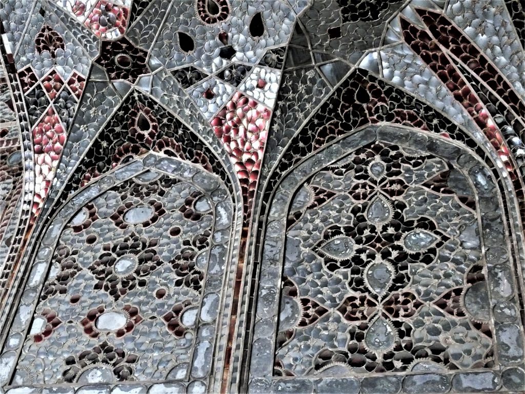Dazzling Mirrorwork at Lahore Fort , Pakistan – Inika Art